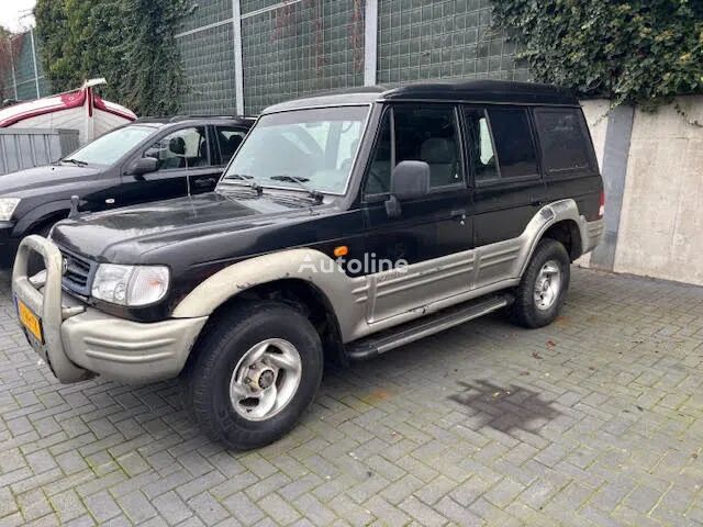 Hyundai Galloper 2.5 D VAN GRIJS KENTEKEN terenac