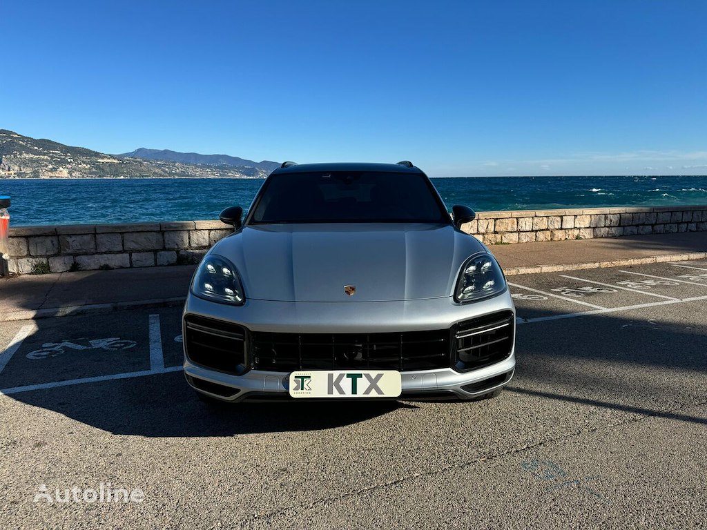 Porsche Cayenne Turbo krosover