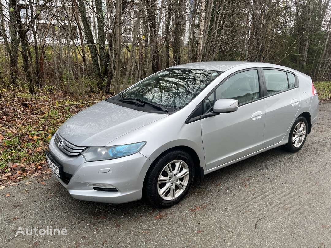 Prodaje se Honda Insight hečbek na aukciji