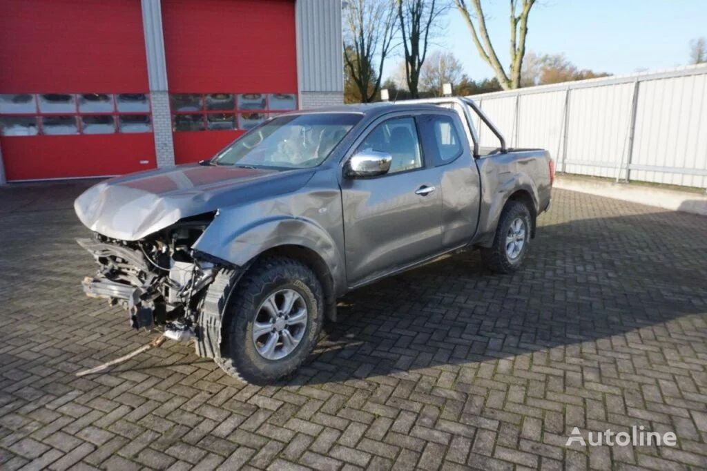 Nissan NAVARA / NP 300 / 2.3DCI / MANUAL / 4X4 / EURO-6 / 2016 pikap