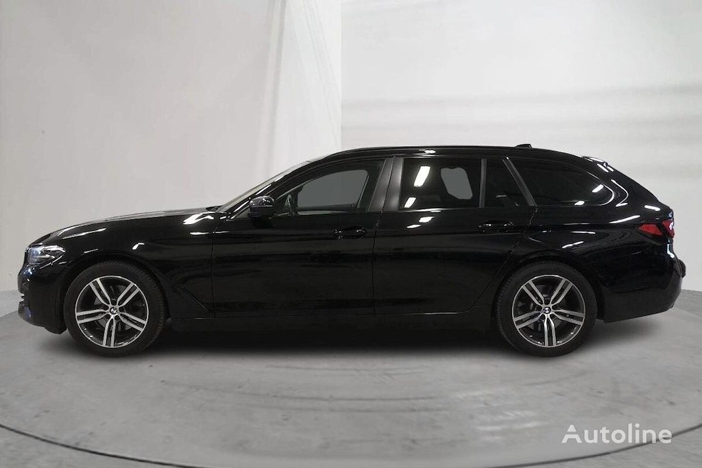 Prodaje se BMW 5-serien karavan na aukciji