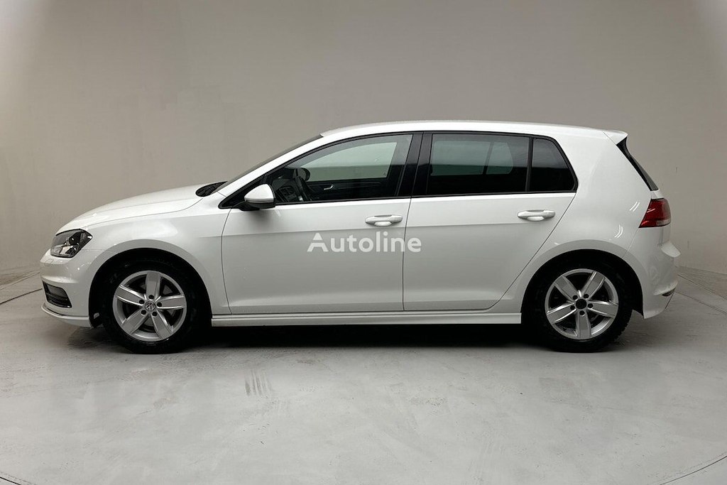 Prodaje se Volkswagen Golf hečbek na aukciji