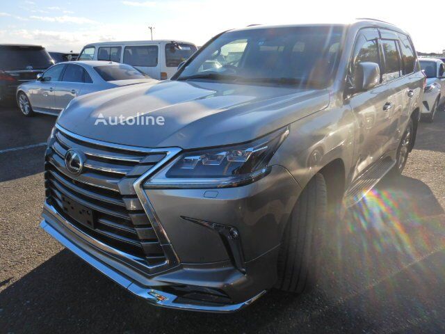 Lexus LX terenac