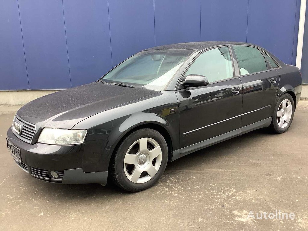 Prodaje se Audi A4 sedan na aukciji