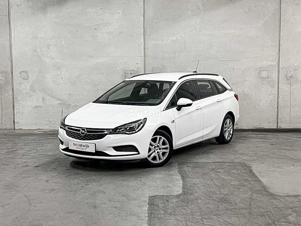 Prodaje se Opel Astra Sports Tourer hečbek na aukciji