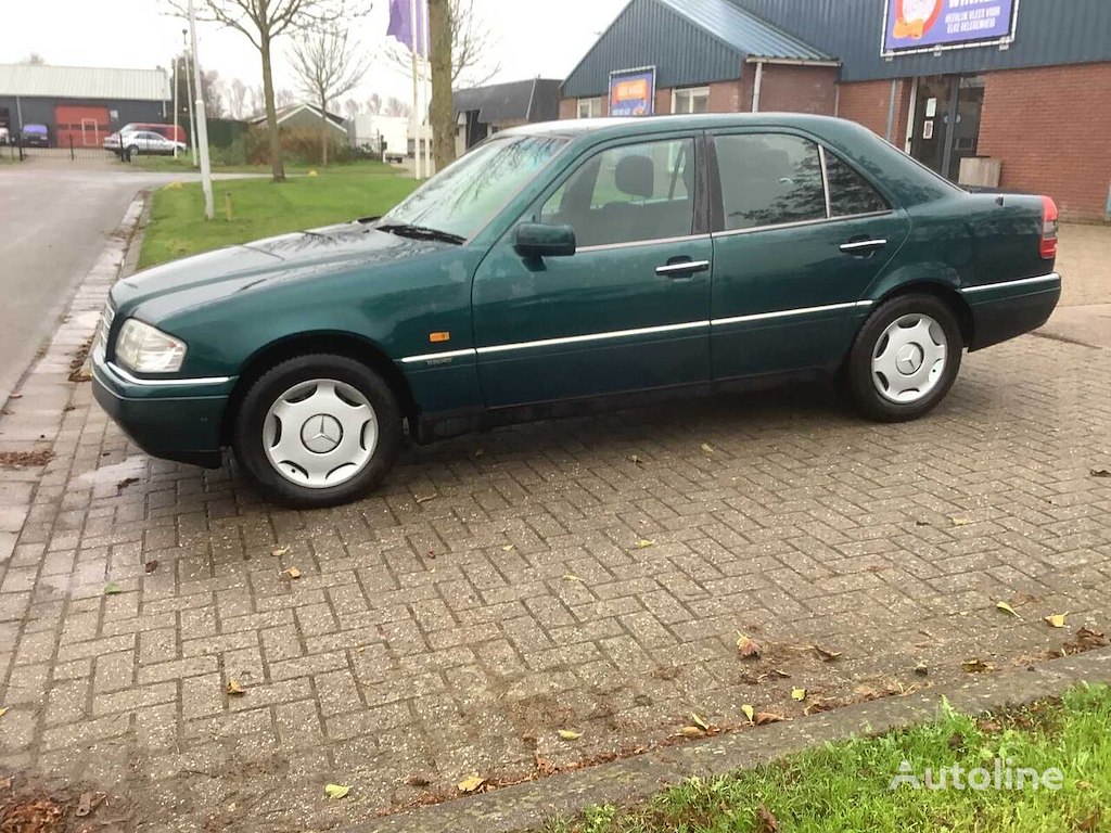 Prodaje se Mercedes-Benz C-klasse sedan na aukciji