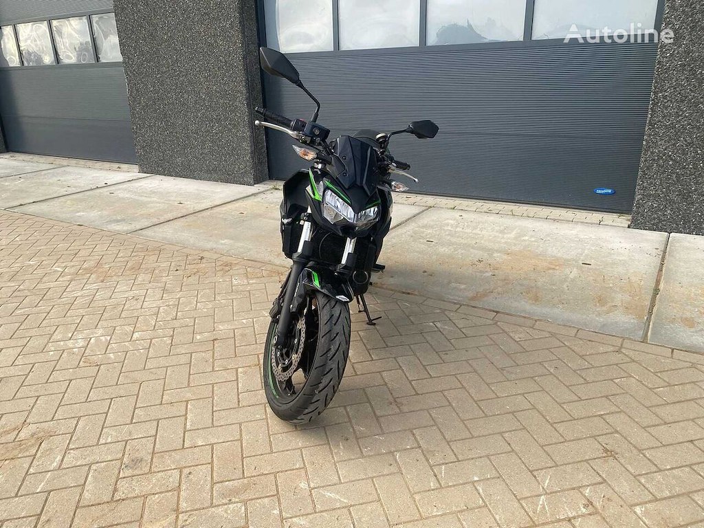 Prodaje se Kawasaki Tour motocikl na aukciji