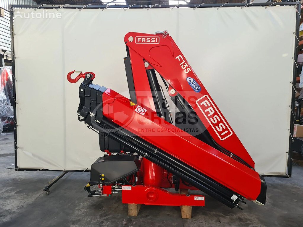 Nova Fassi F135A.0.24 E-active autodizalica s kranom