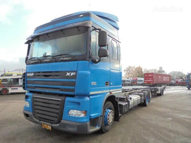 DAF XF 105.410 6X2 kamion sa klizna zavesa cerada