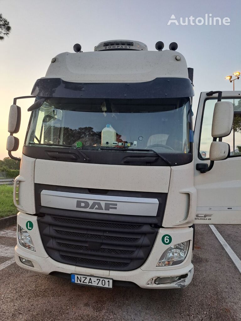 DAF CF 330 kamion sa klizna zavesa cerada