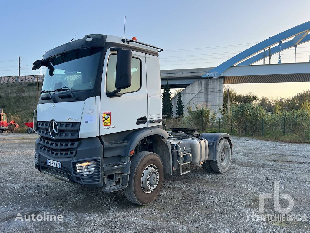 Prodaje se Mercedes-Benz AROCS 2053 4x4 Tracteur Routier tegljač na aukciji