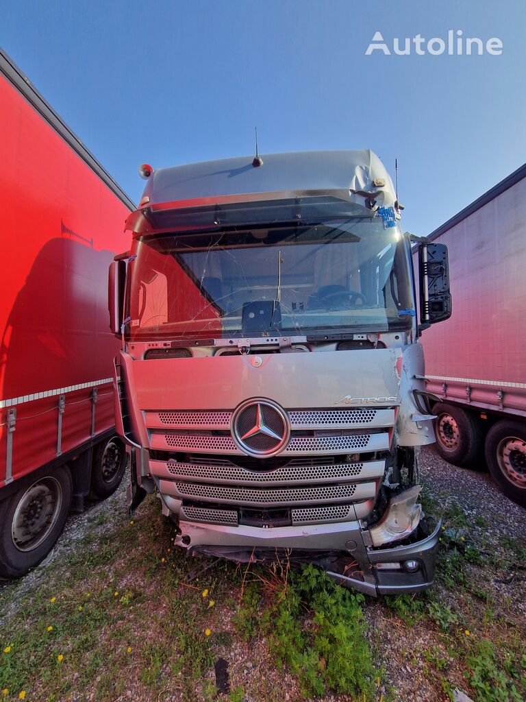 Mercedes-Benz ACTROS 2545 SÉRÜLT kamion šasija nakon udesa