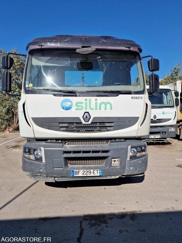 Prodaje se Renault PREMIUM rol kiper sa kukom na aukciji