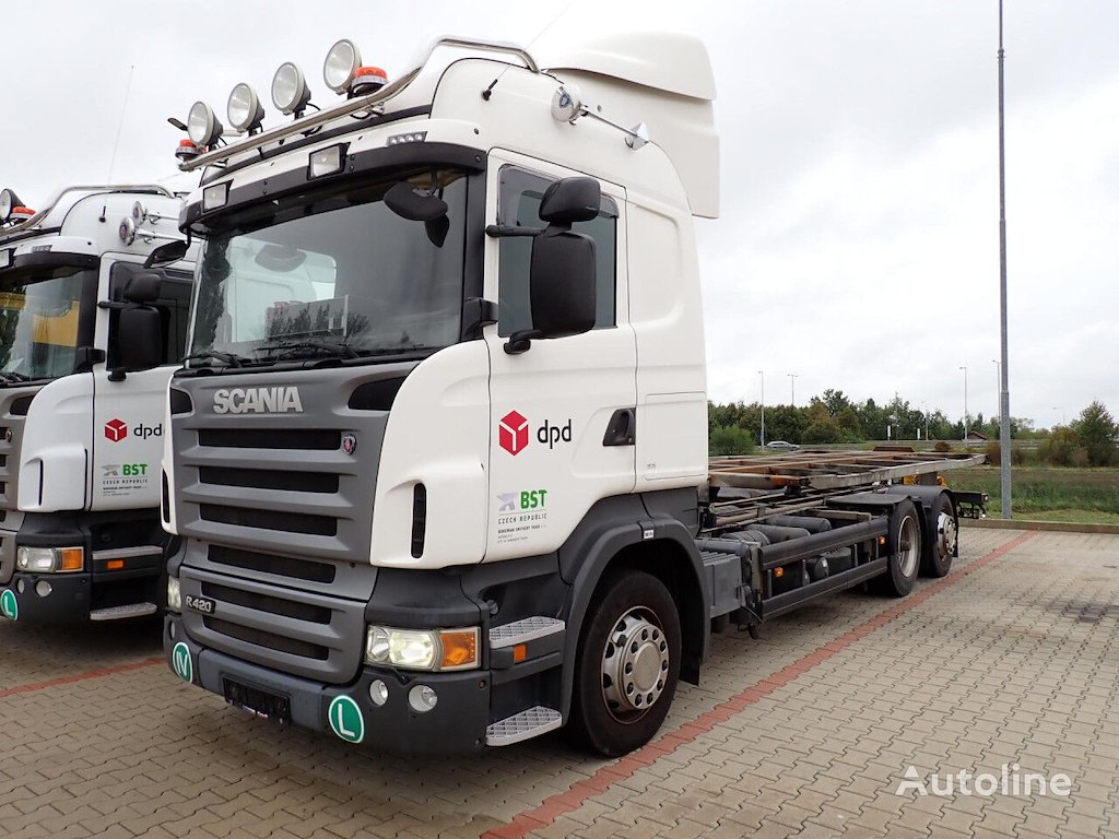 Scania R 420 LB6x2*4MLB vozilo za prevoz kontejnera