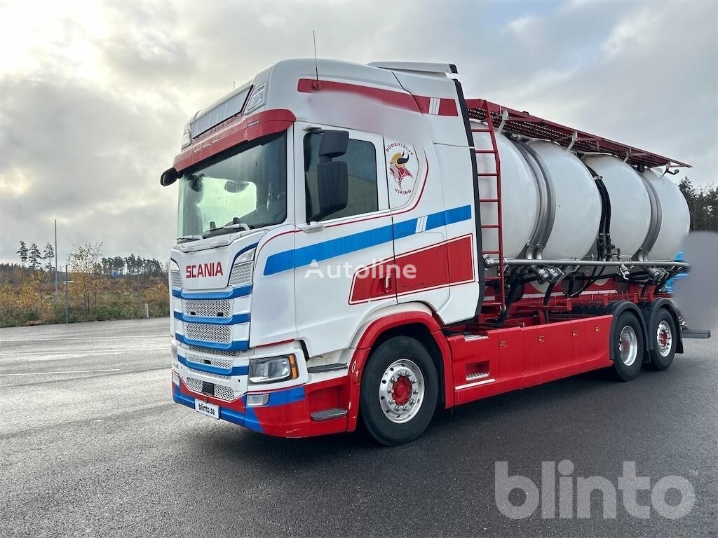 Prodaje se Scania R580B 6X2NB autocisternu na aukciji