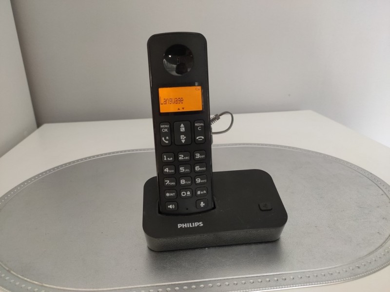 Lep Philips bezicni telefon,Hd zvuk