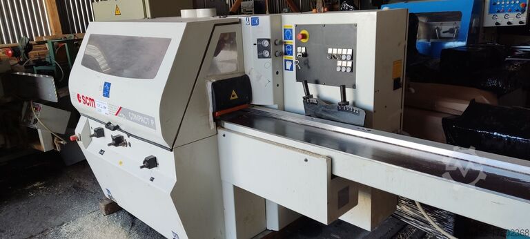 Formier
SCM Compact 23 p