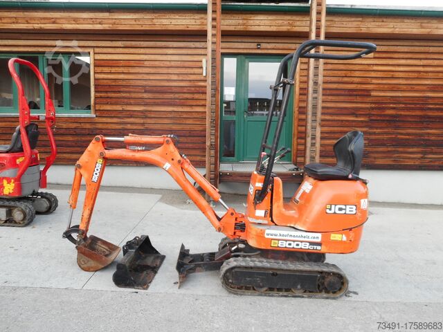 Mini bageri
JCB 8008CTS