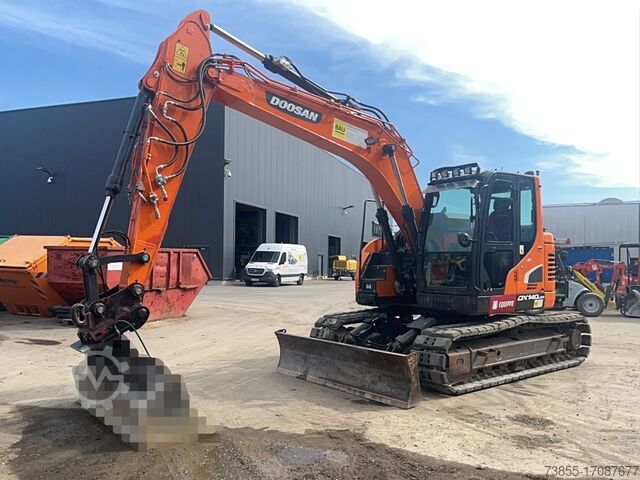 Bageri za puzanje
Doosan DX140LCR-5 with Lehnhoff SW10-3 quickcoupler (without bucket)