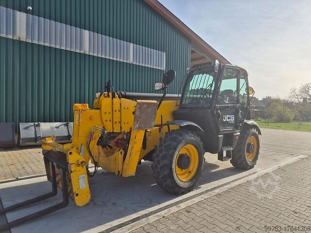 Telehandleri
JCB 540-170