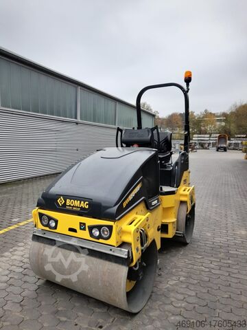 Tandem valjak
Bomag BW 120 AD-5