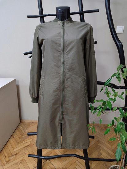 Maslinasta parka