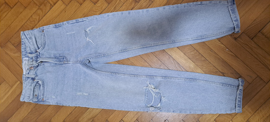 Stradivarius pantalone 32