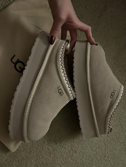 Ugg tazz original