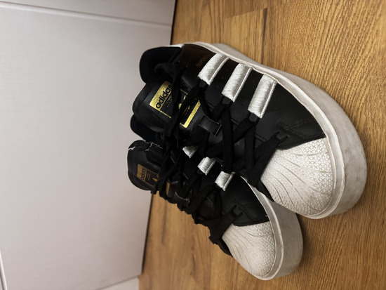 Adidas superstar