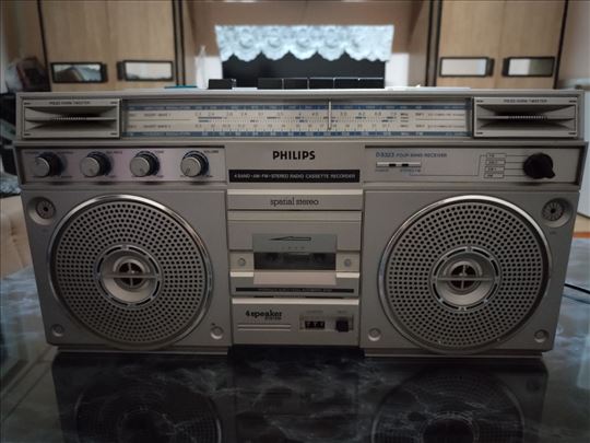 radio kasetofon PHILIPS D8323 spatial stereo