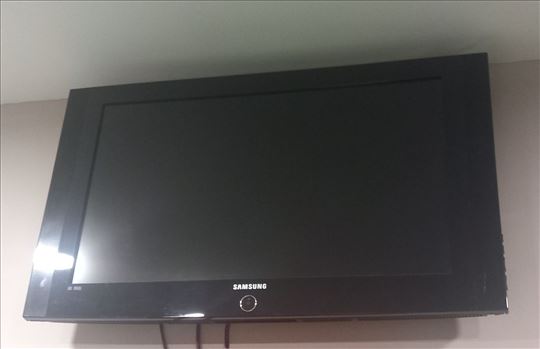 Samsung TV 32 inča