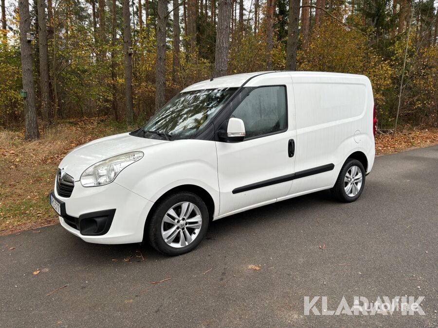 Prodaje se Opel Combo laki furgon na aukciji