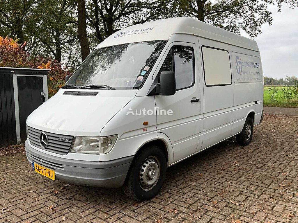 Prodaje se Mercedes-Benz Sprinter minibus furgon na aukciji