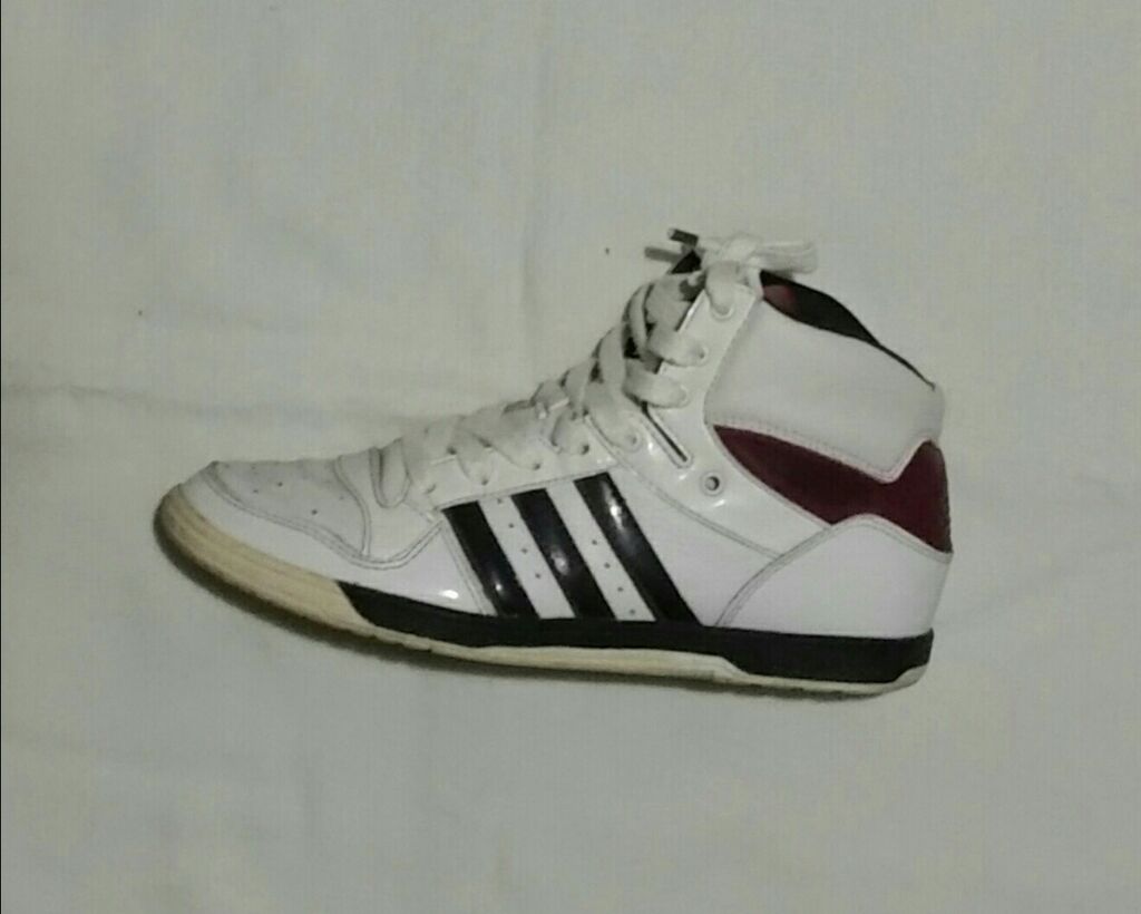 Adidas, 36