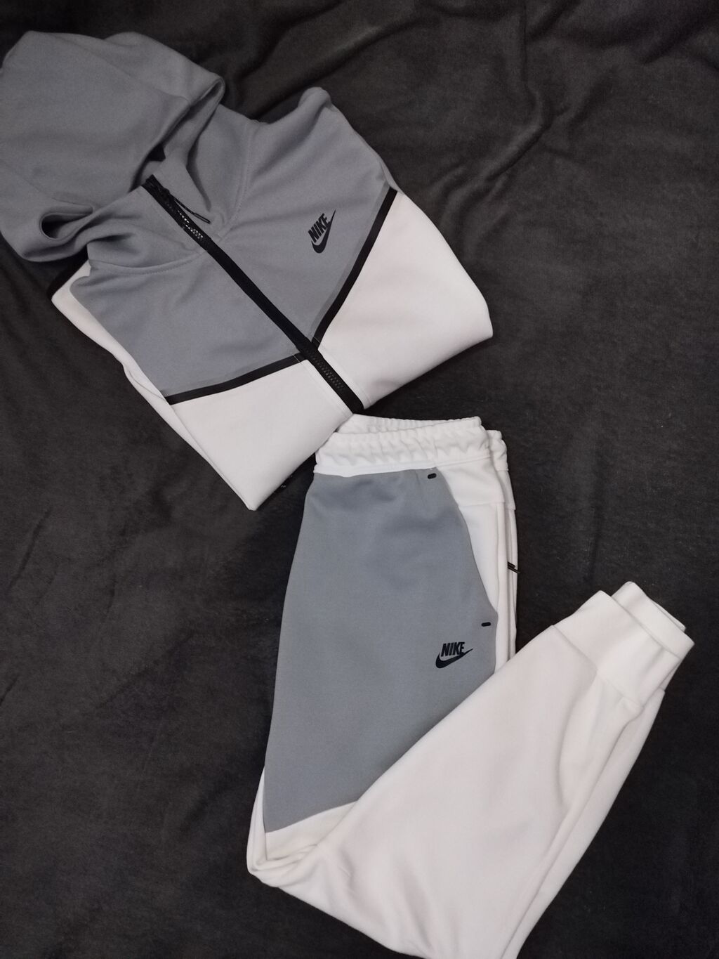 Nike tech fleece, original, bez oštećenja, prvo uplata pa slanje