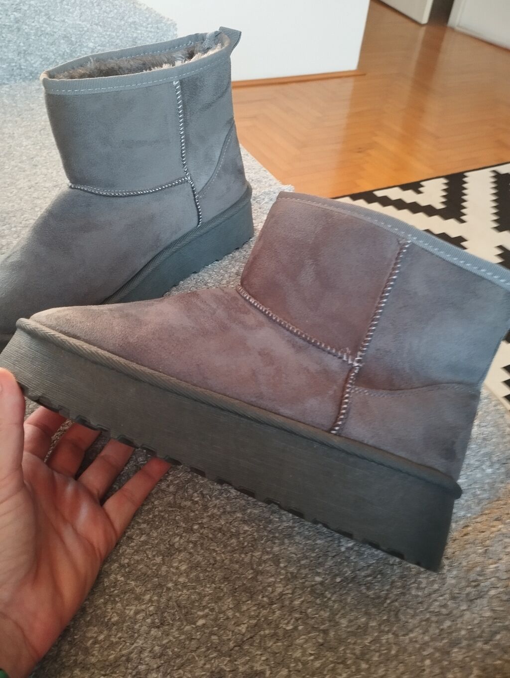 Ugg mini čizme, bоја - Siva, 41