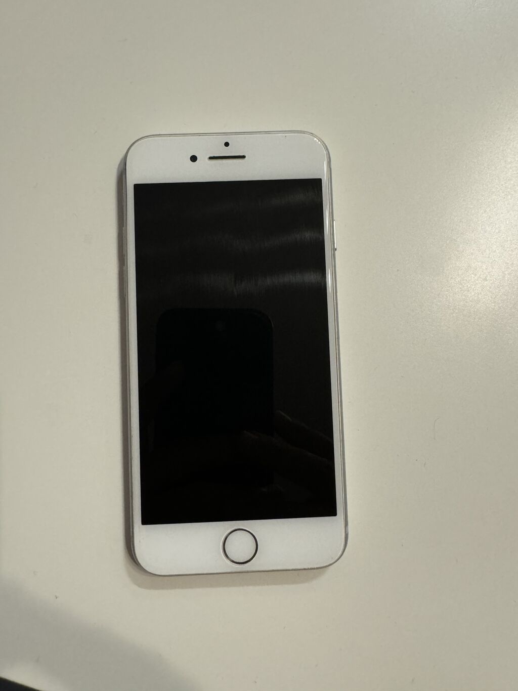 Apple iPhone iPhone 8, 64 GB, Bela, Otisak prsta