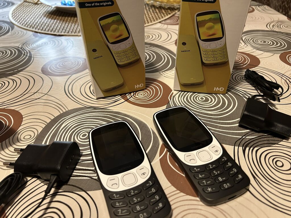 Nokia 3310, < 2 GB, bоја - Crna, Dual SIM, Garancija, Sa tastaturom