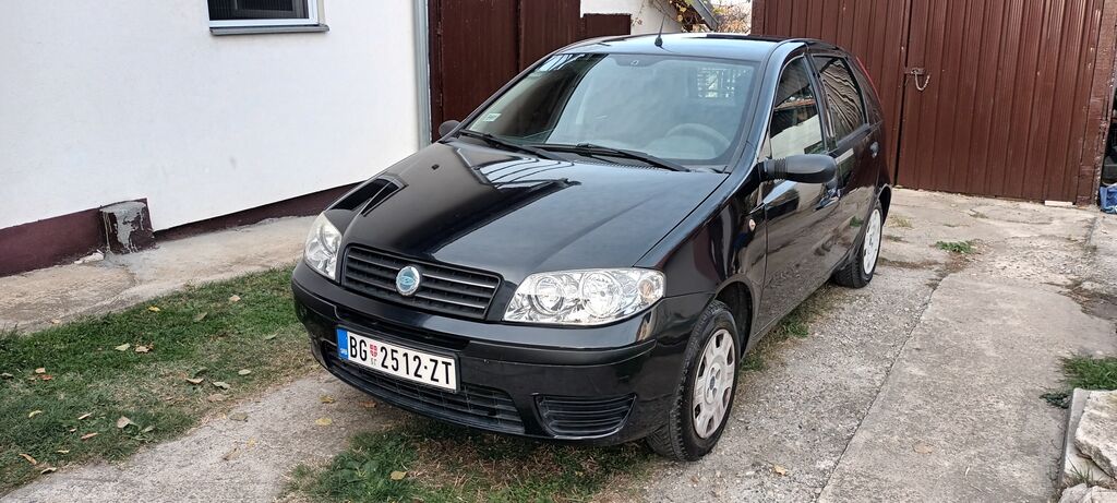 Fiat Punto: 1.2 l | 2009 г. 95000 km. Hečbek