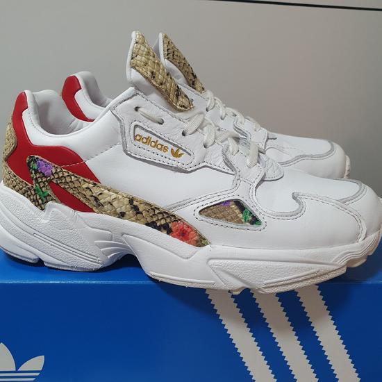 Adidas Falcon W Patike %%6000