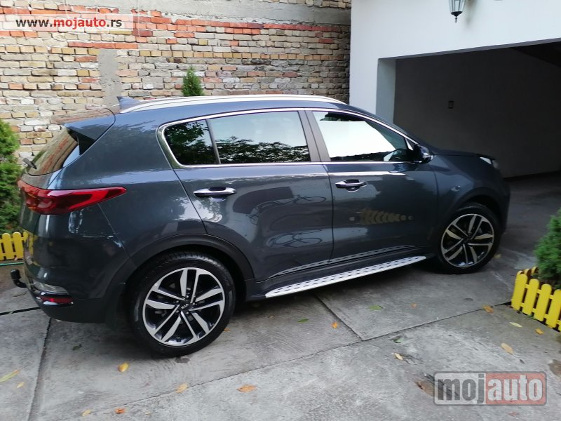 Kia Sportage 1.6 crdi A/T