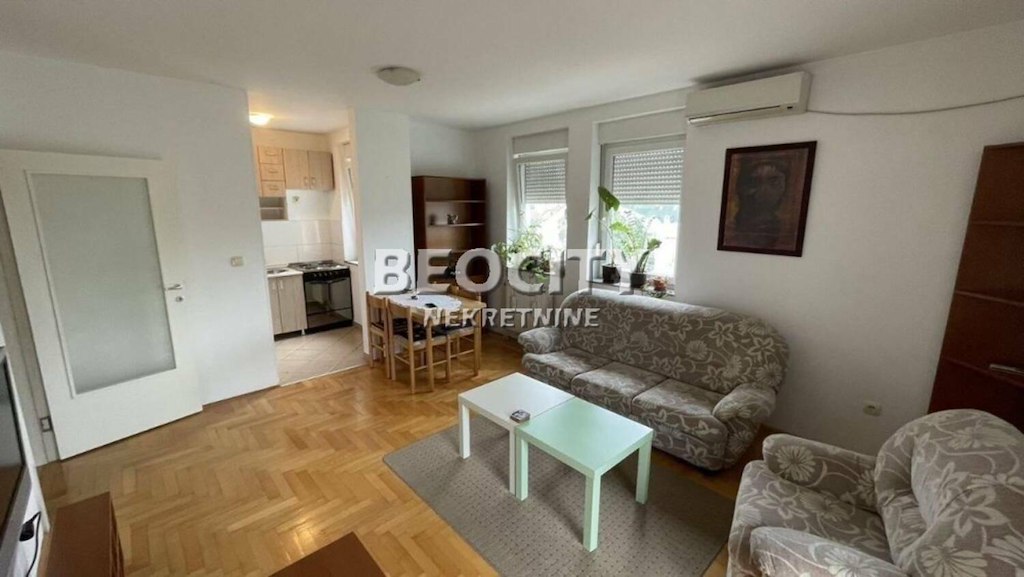 Novi Sad, Cara Dušana, Tone Hadžić, 2.0, 47m2, 120000EUR