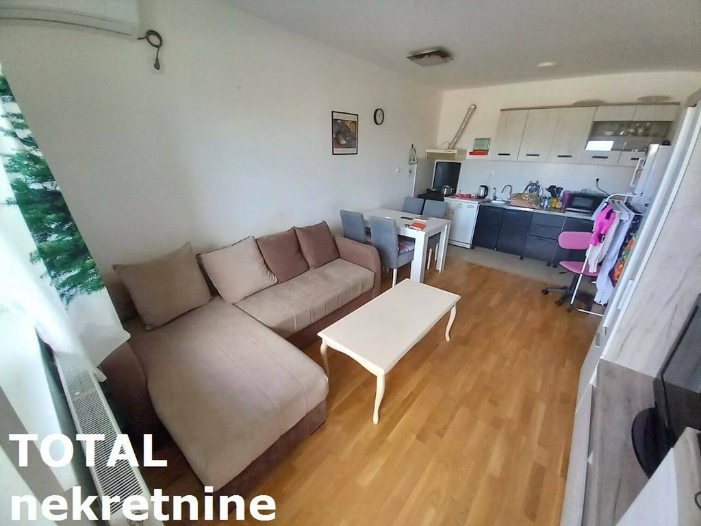 Dvoiposoban stan NOVI SAD, 123600€