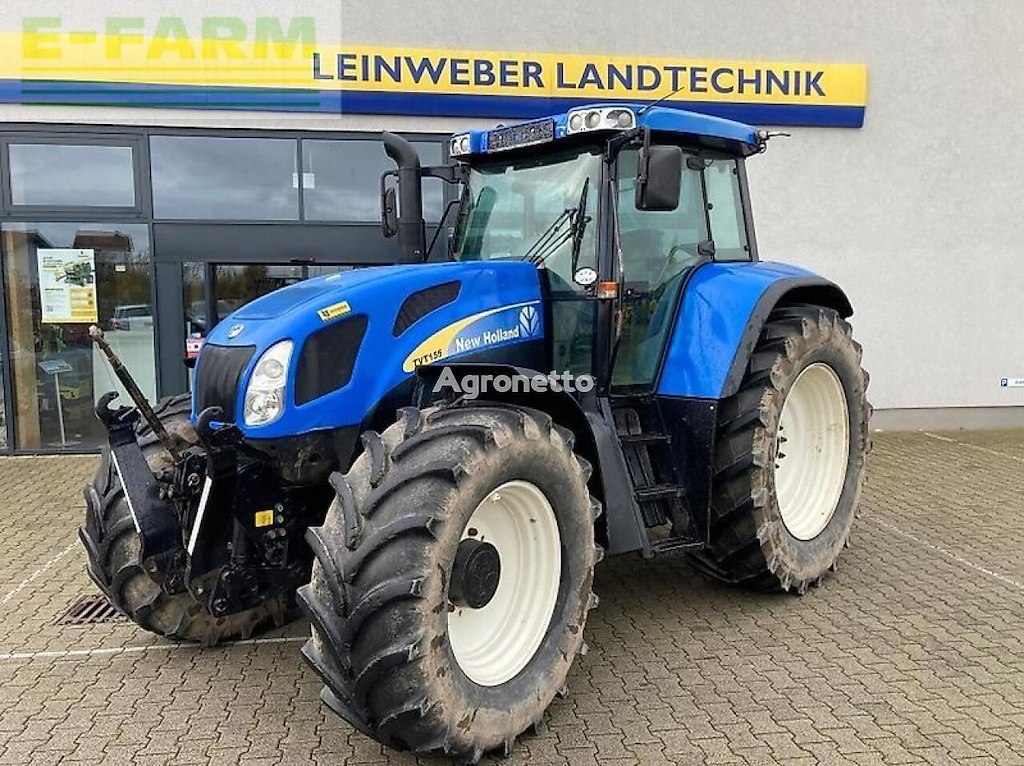 New Holland tvt 155 traktor točkaš