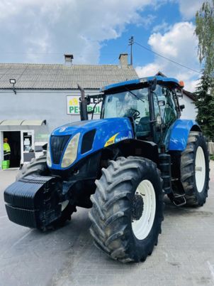 New Holland T7030 traktor točkaš