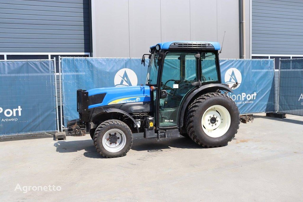 Prodaje se New Holland T4020V traktor točkaš na aukciji