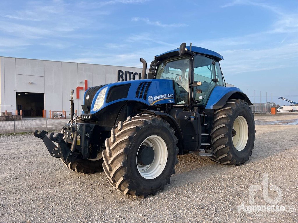 Prodaje se New Holland T8330 traktor točkaš na aukciji