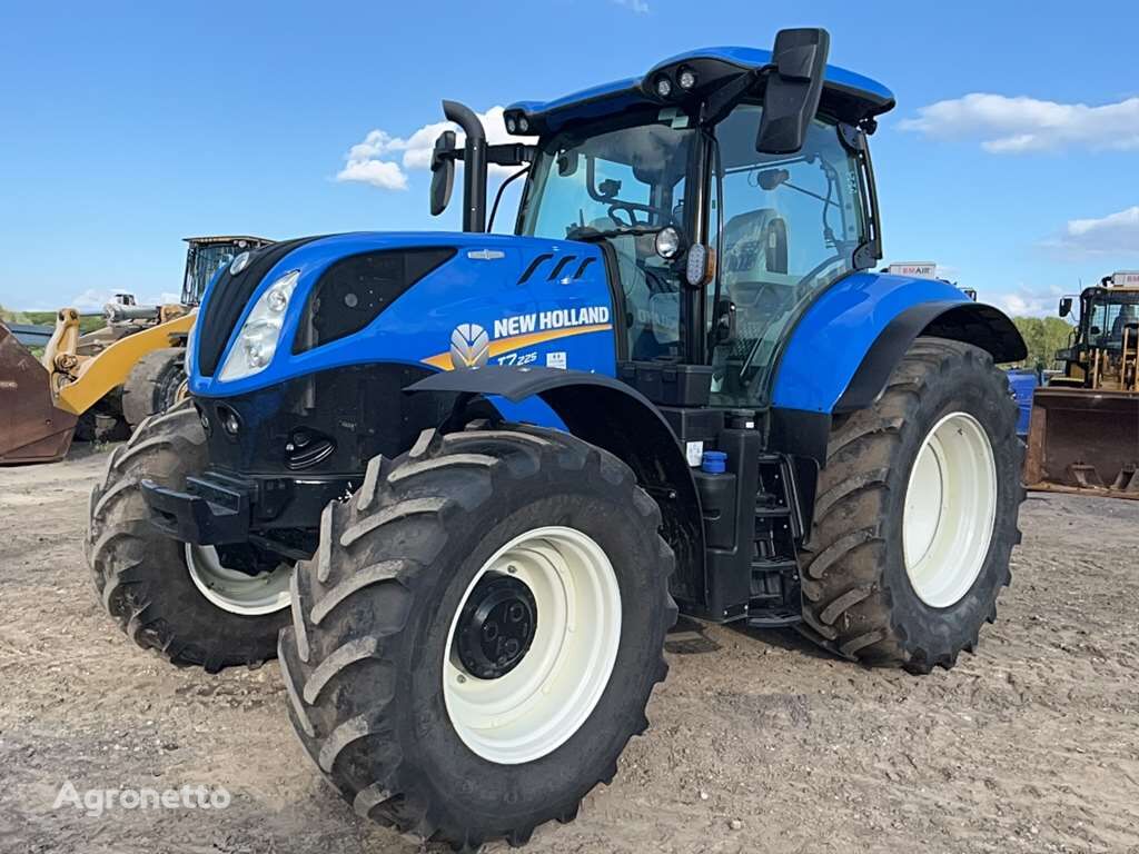 New Holland T7.225 AutoCommand Tractor traktor točkaš