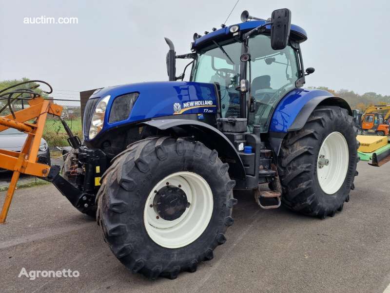 Prodaje se New Holland T7.250 traktor točkaš na aukciji