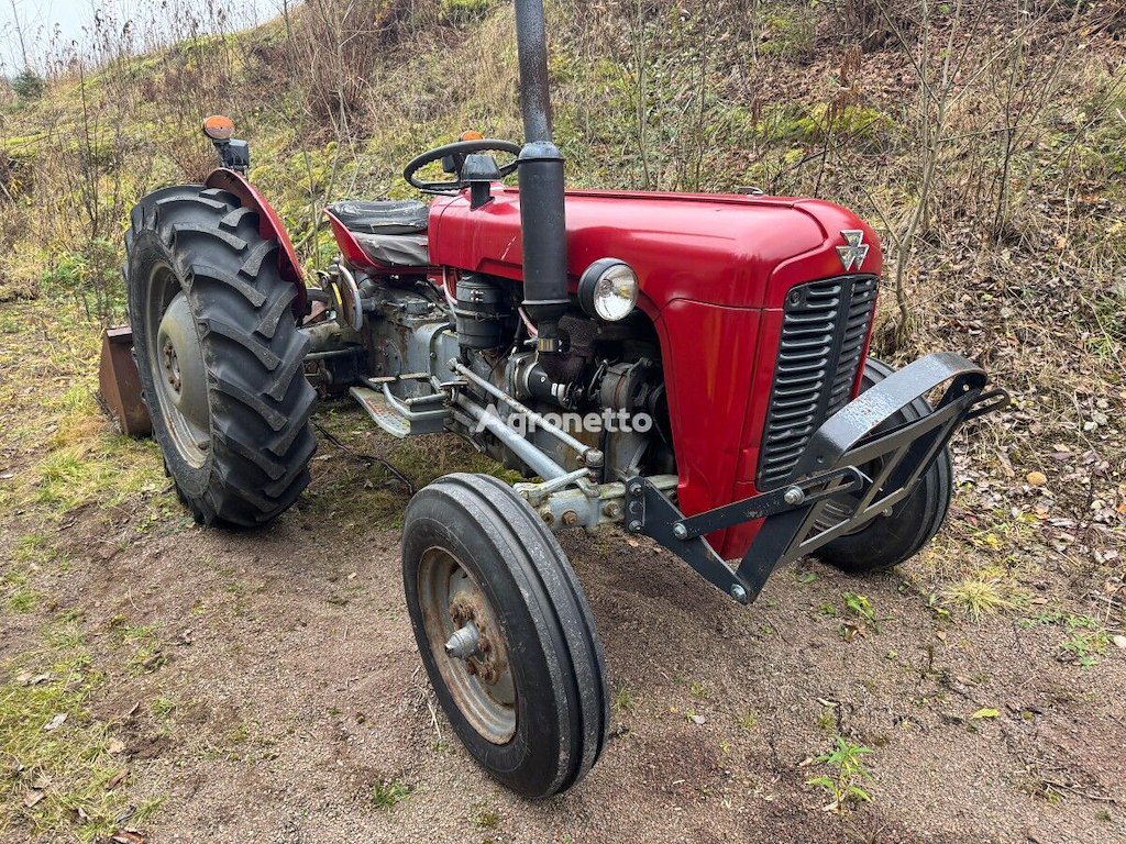 Prodaje se Massey Ferguson 1959 mini traktor na aukciji